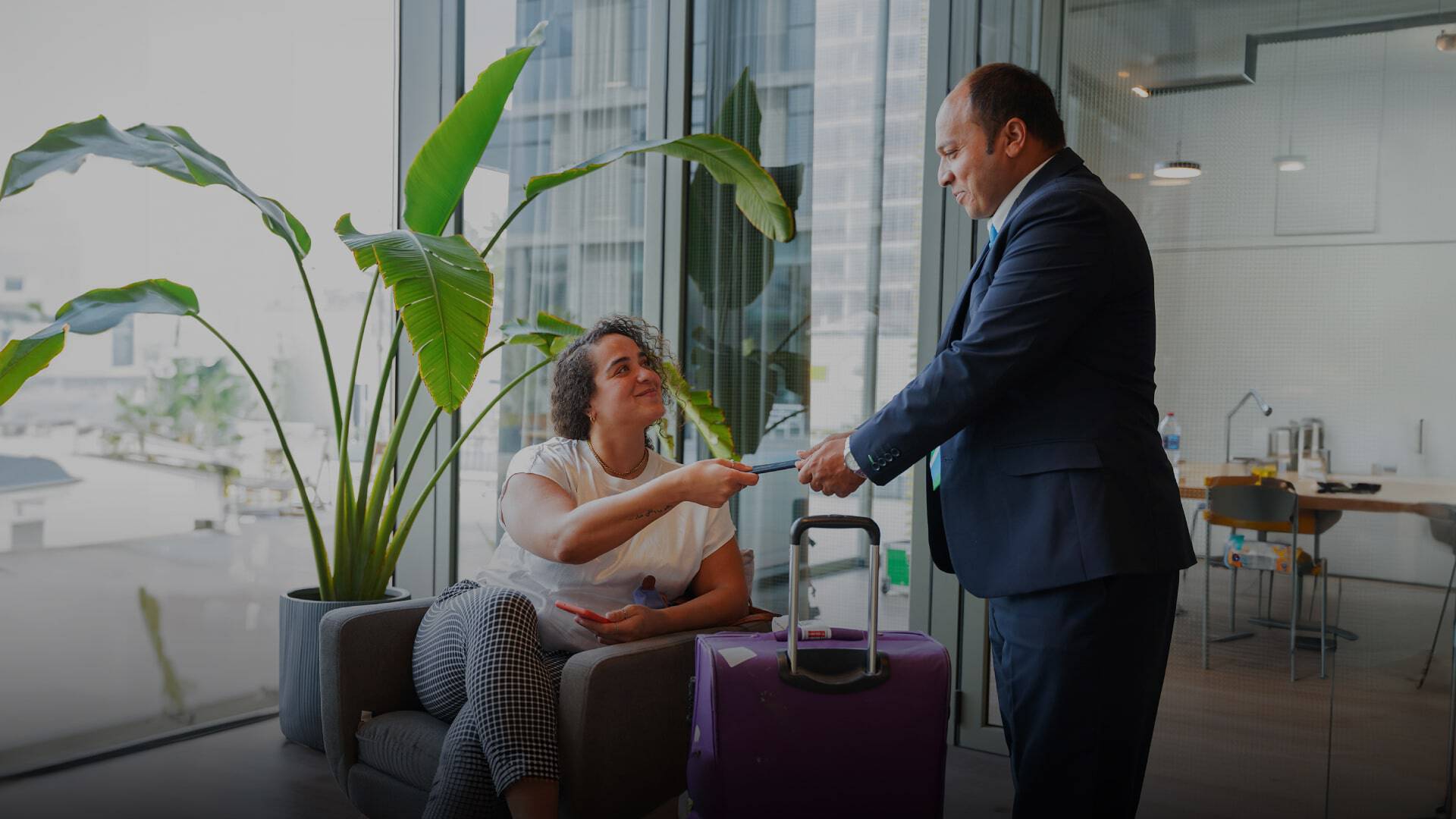 Airport Meet & Greet and Lounge Services in Dubai, UAE - marhaba