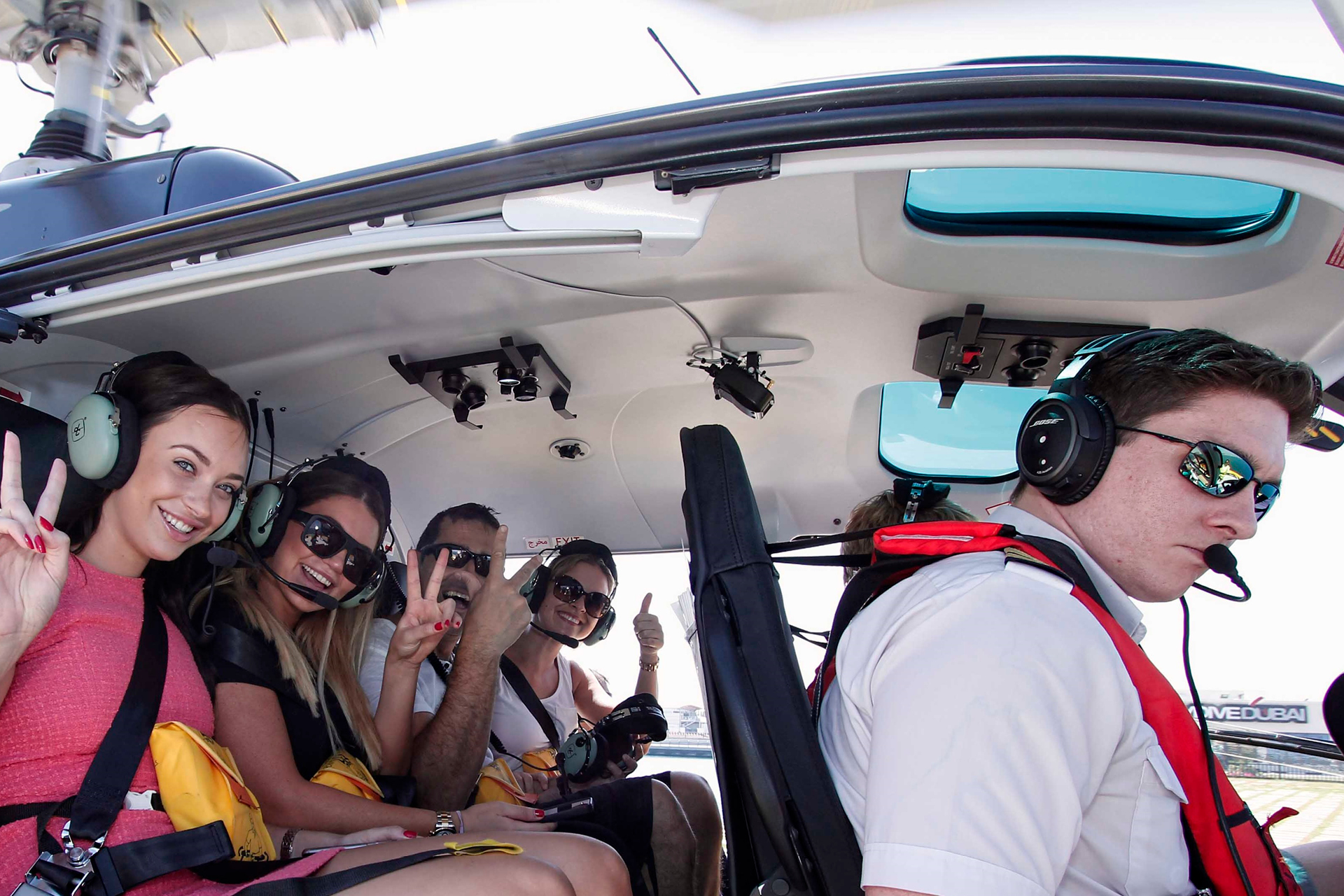 Cheap & Best Helicopter Rides in Dubai | Helicopter Tours Dubai